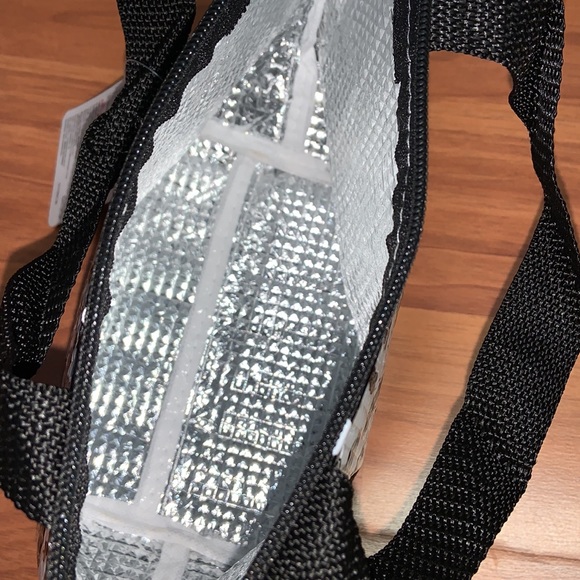 Daiso | Bags | Nwt Daiso Mickey Mouse Tote Lunch Bag | Poshmark